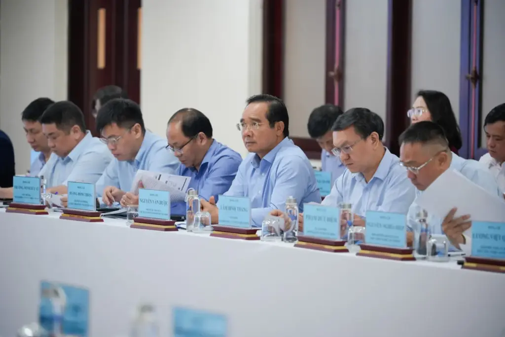 VNU-HCM and Ho Chi Minh City Collaborate to Establish the HCMC ...